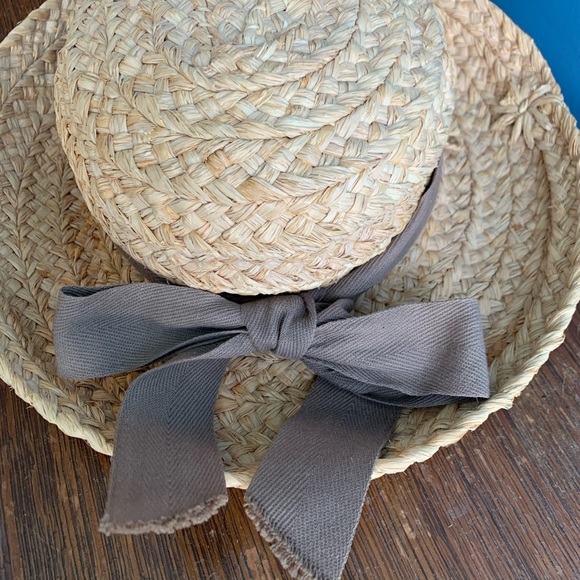 Helen Kaminski | Accessories | Helen Kaminski Hand Made Signature Hat ...